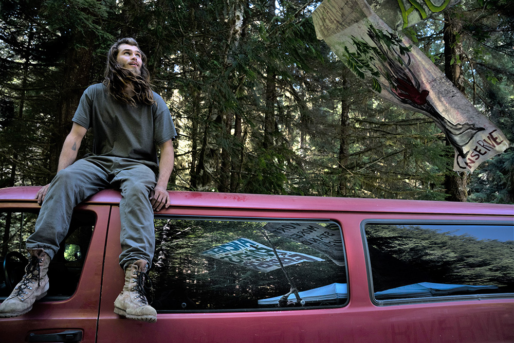 Revive: Humans in nature - Online Journalism Awards